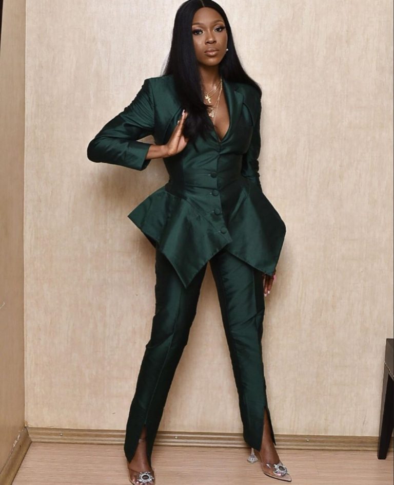 Vee shows gratitude to fans after they pulled 1% vote for her during finals