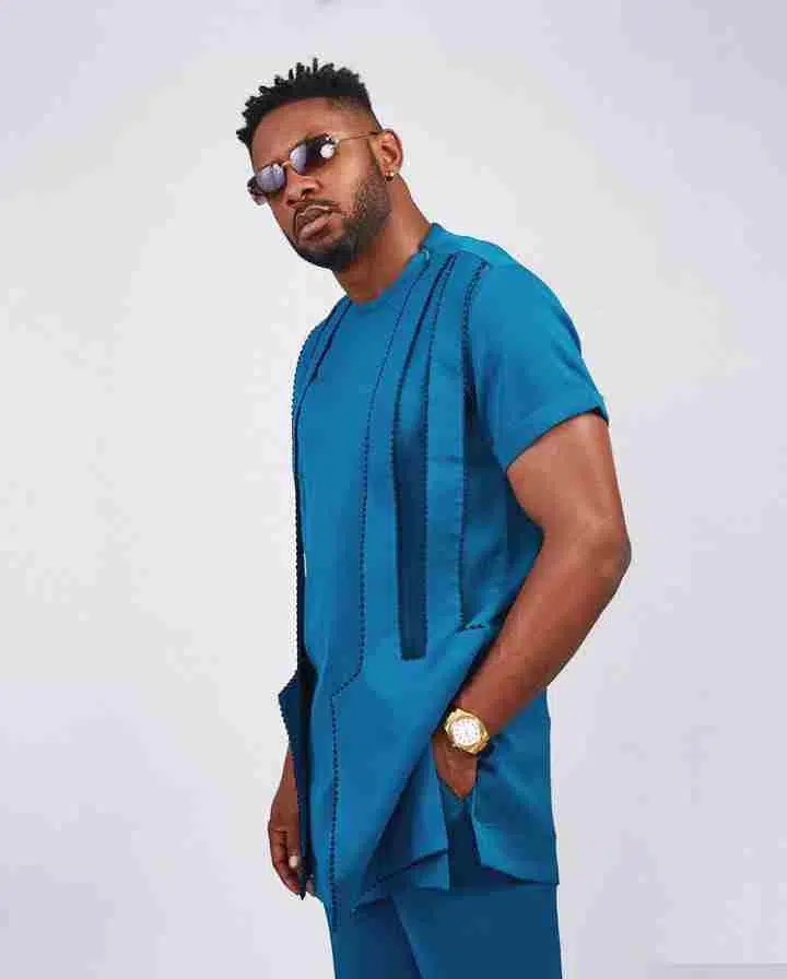 "Be like this babe na for everybody" - Reactions trail photo and video ...