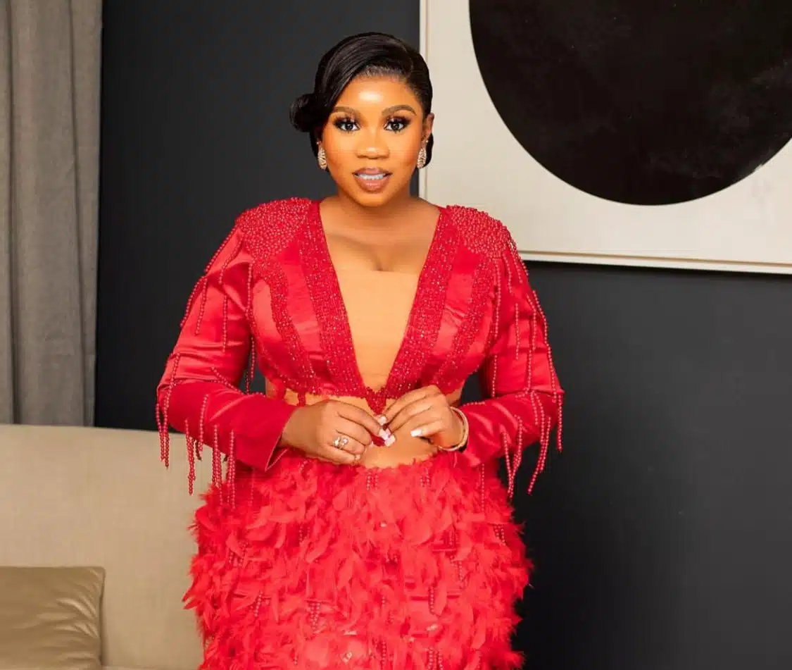 Wumi Toriola ecstatic as she becomes home owner in Lekki (Video)