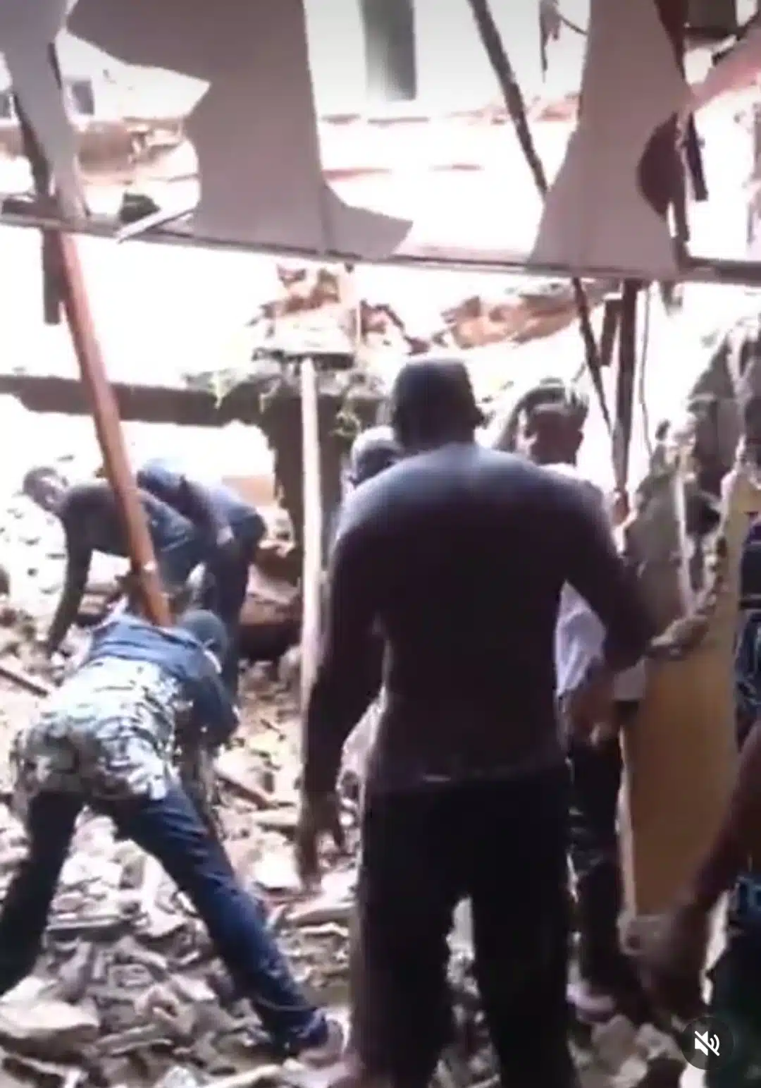 Tragedy as fence collapses on kids
