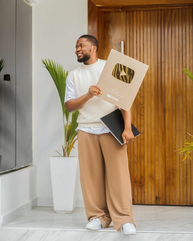 Brain Jotter celebrates hitting 1M YouTube subscribers, shows off new ...