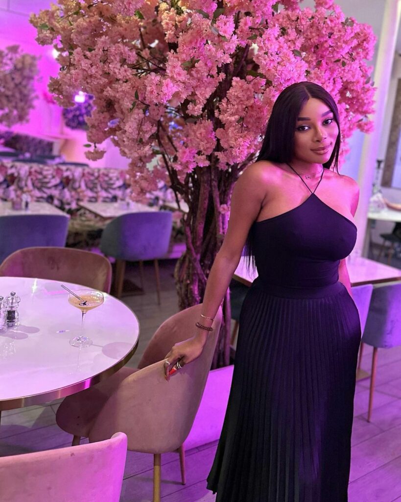 "I got pregnant for Davido by mistake" - Alleged French side chic ...