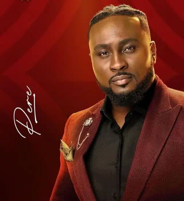 Watch Frodd and Alex' reaction as Pere passionately kiss Mercy Eke