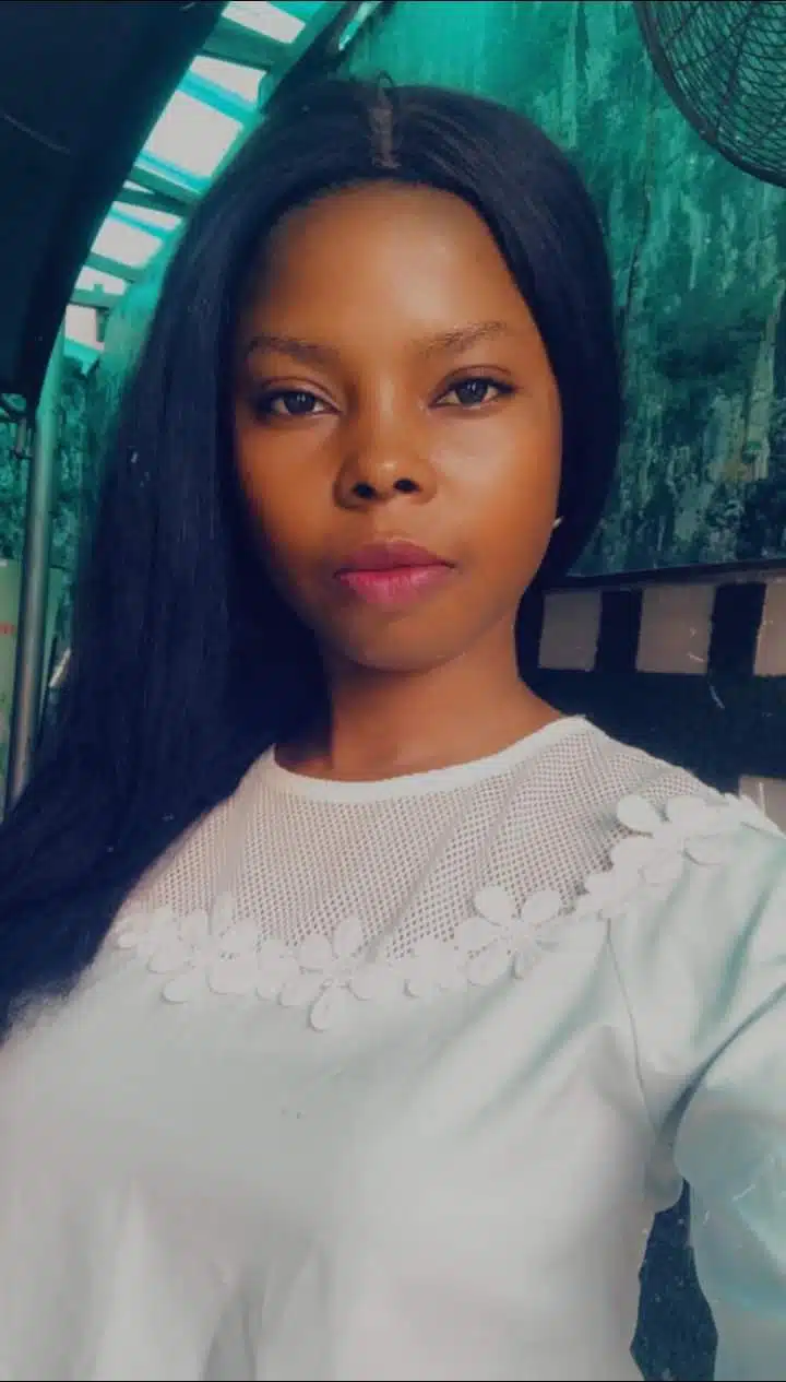 "I met him at event; it is just a picture" – Lady in Francis Van-lare's ...