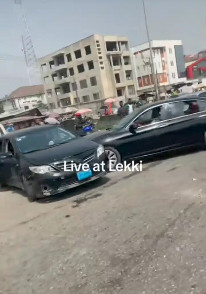 Woman uses her car to repeatedly bash another motorist at Lekki