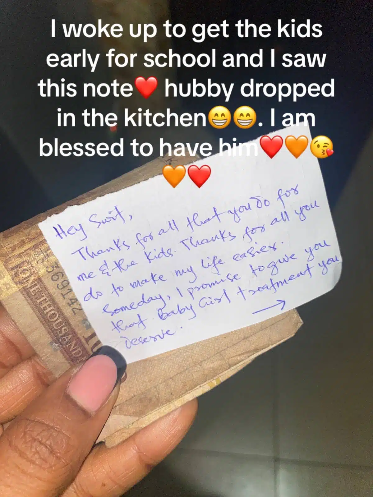 Lady gushes over romantic handwritten note from husband, cash
