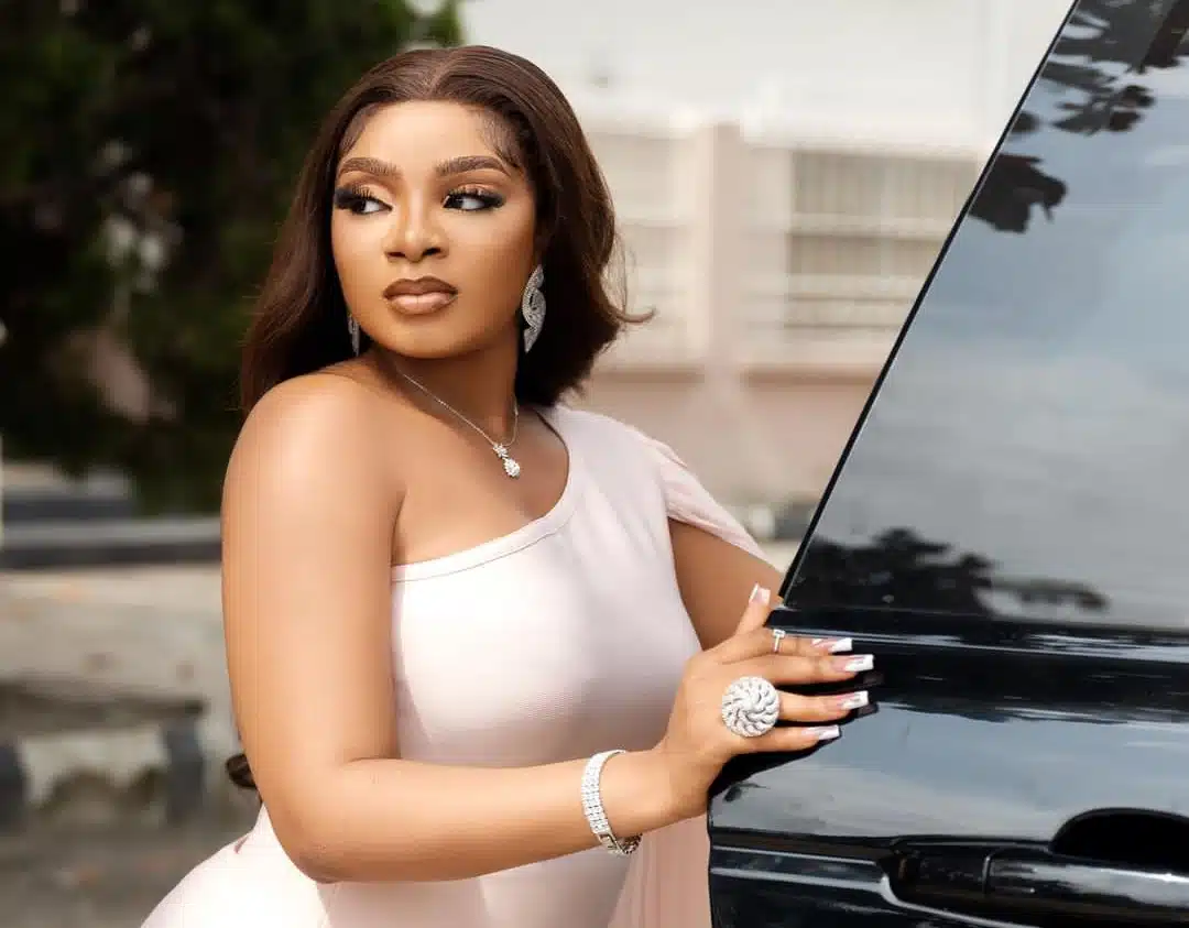 Queen Mercy Atang cherishes wedding memories, flaunts ring