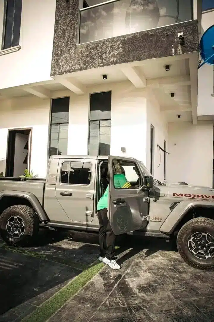 Sabinus causes stir as he flaunts new luxury Jeep