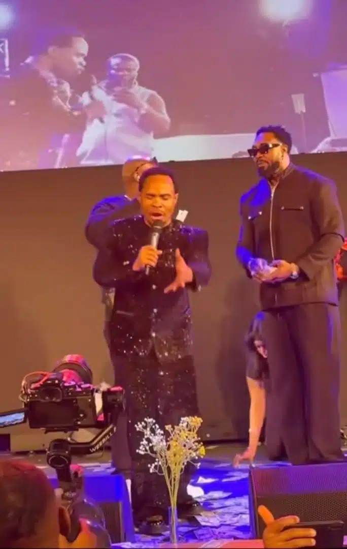 Moment Pastor Odumeje performs his newly released song in UK