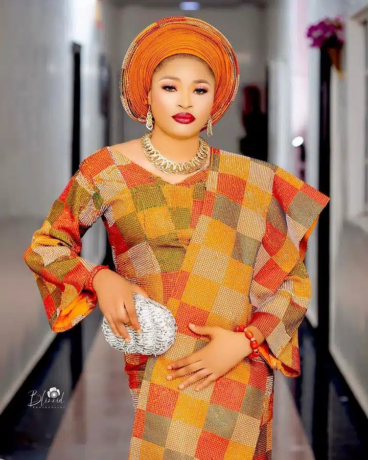 Portable calls out 'wife', Queen Dami over her refusal to bear him a child