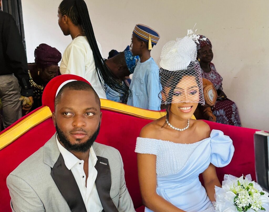 Husband forgets ring in bathroom 24 hours after court wedding