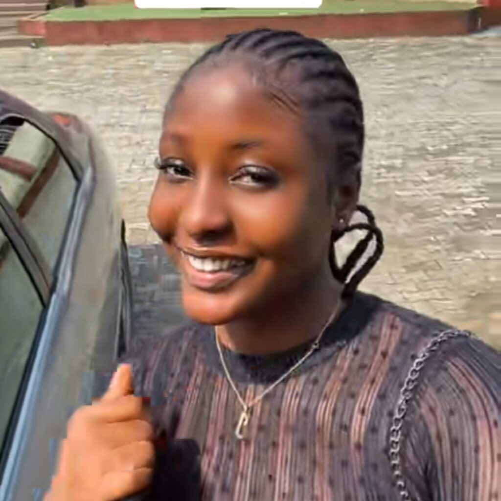 Nigerian lecturer makes student dance, sing Davido's song in class