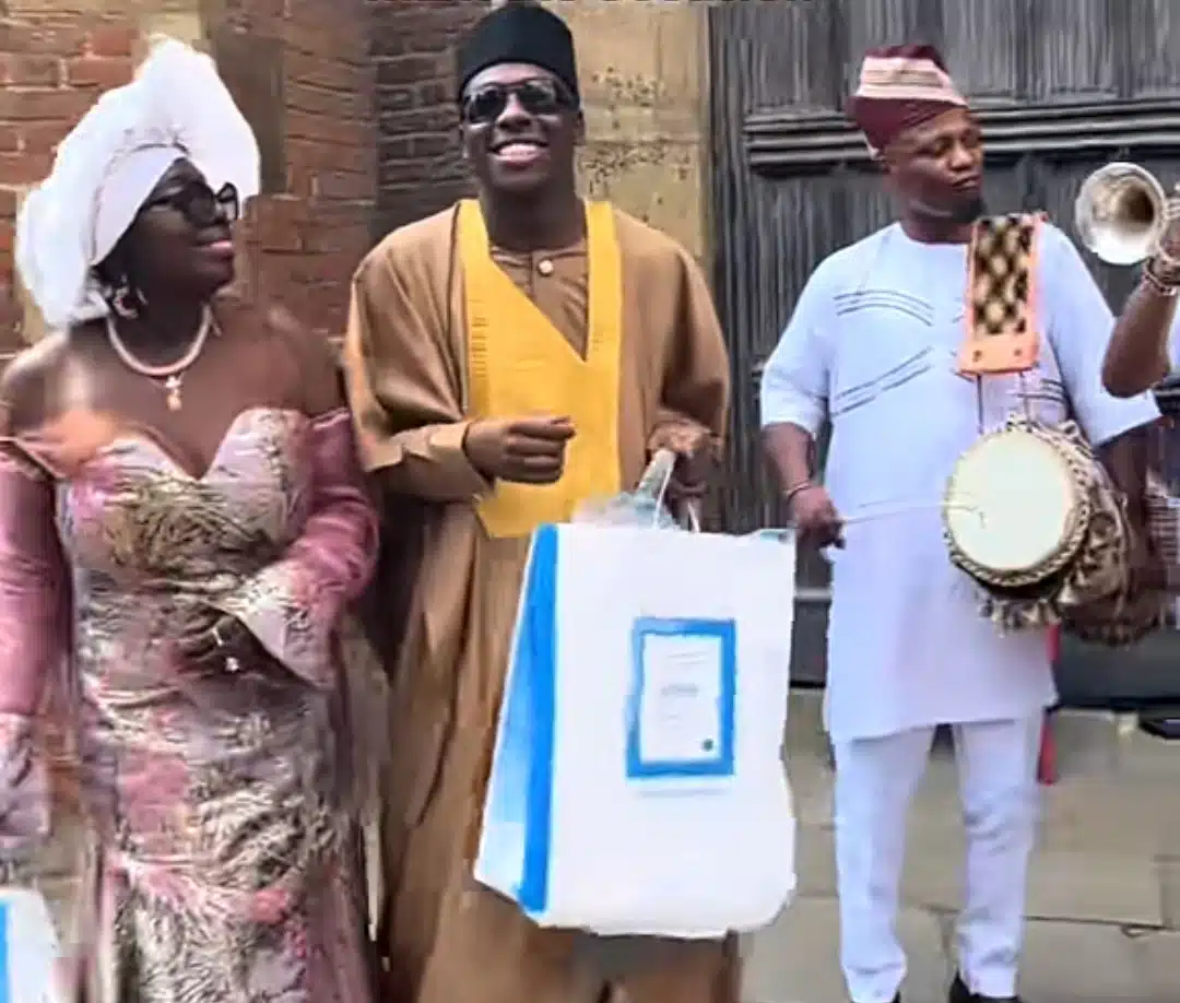 Man celebrates Cambridge graduation with live band performance