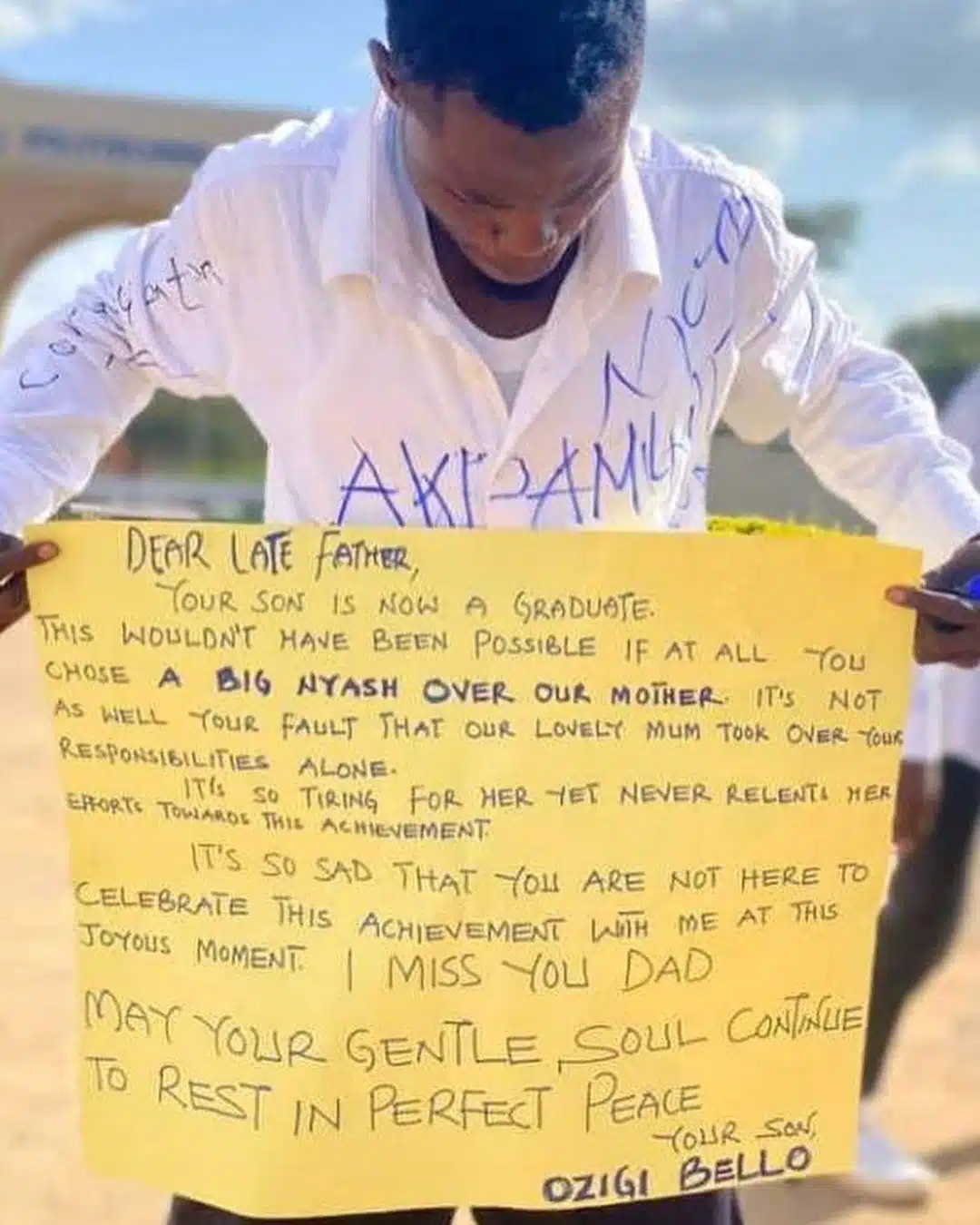 Man's unusual graduation tribute to late father sparks reactions