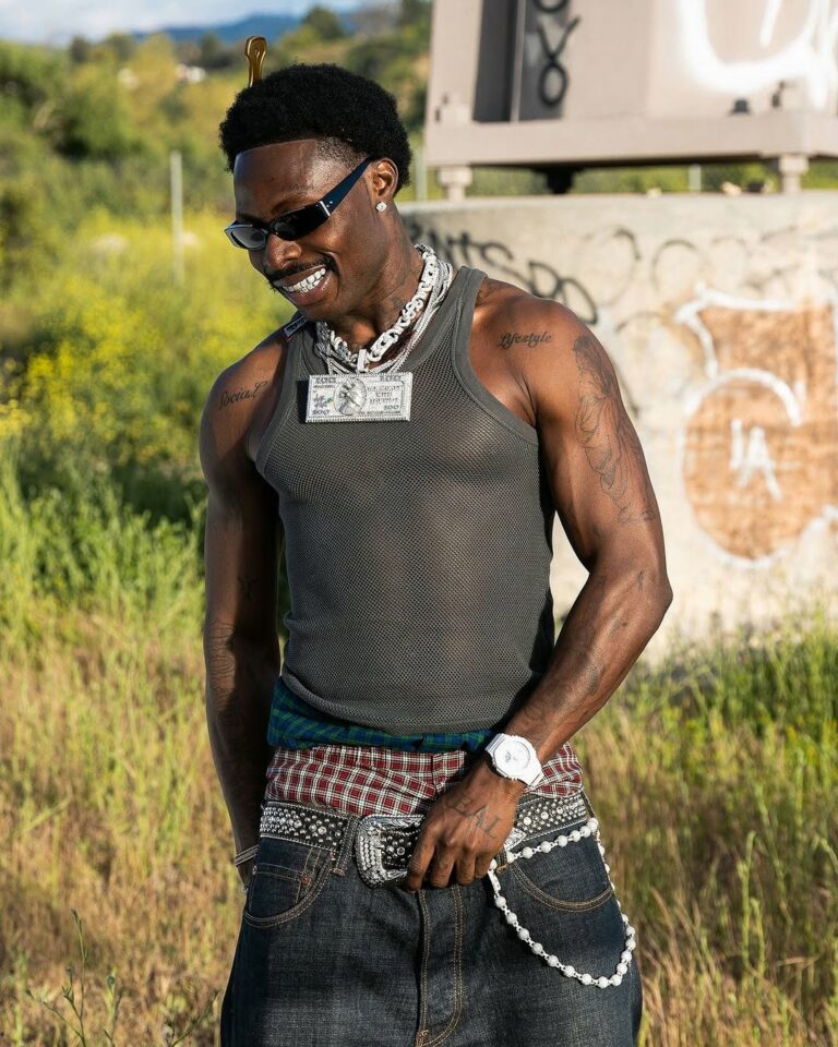 Asake Biography, Early Life, Career, Album, Songs, Girlfriend, Net Worth