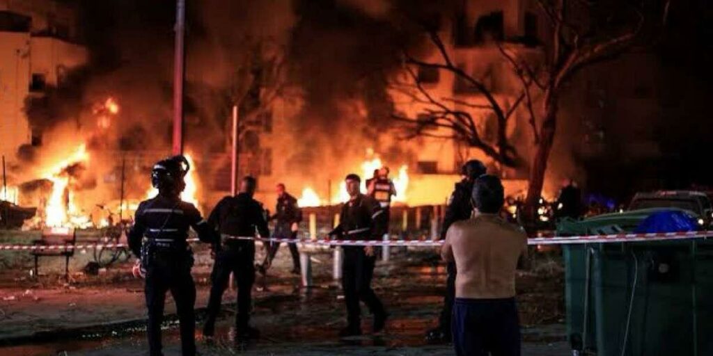 Tehran: 330,000 flee city amid Israel-Iran war