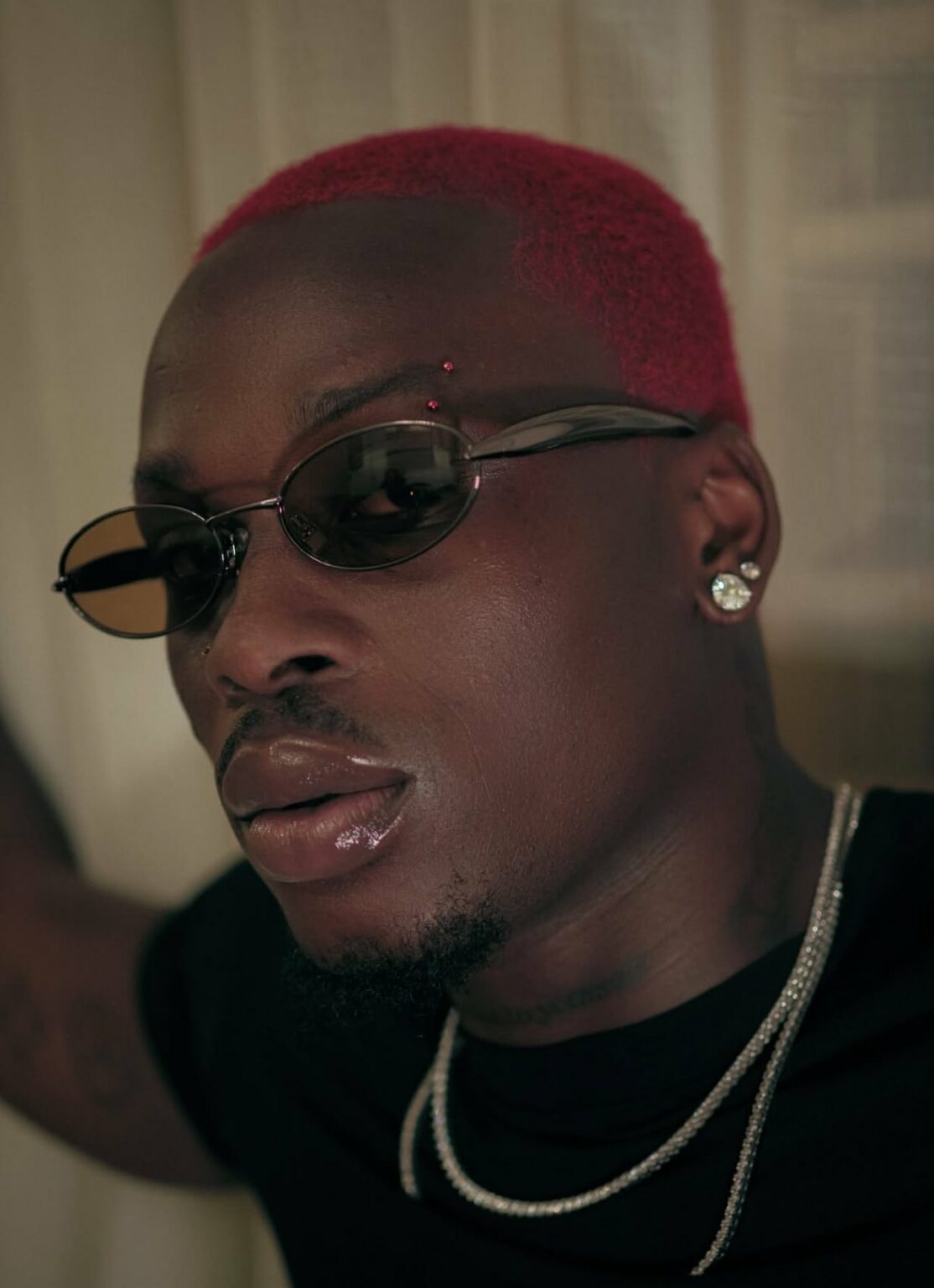 Fireboy DML sparks reactions online with bold new look