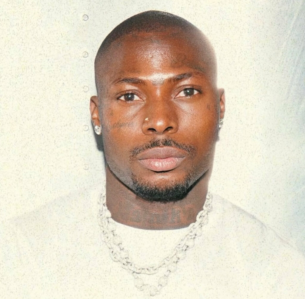 Asake stuns fans with clean-shaven new look