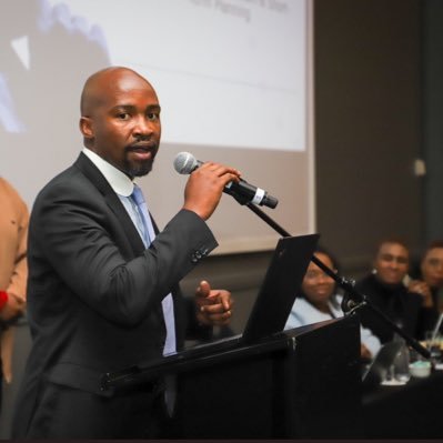 "Refusing to go home"- Man cries out over daughter's first day at Creche