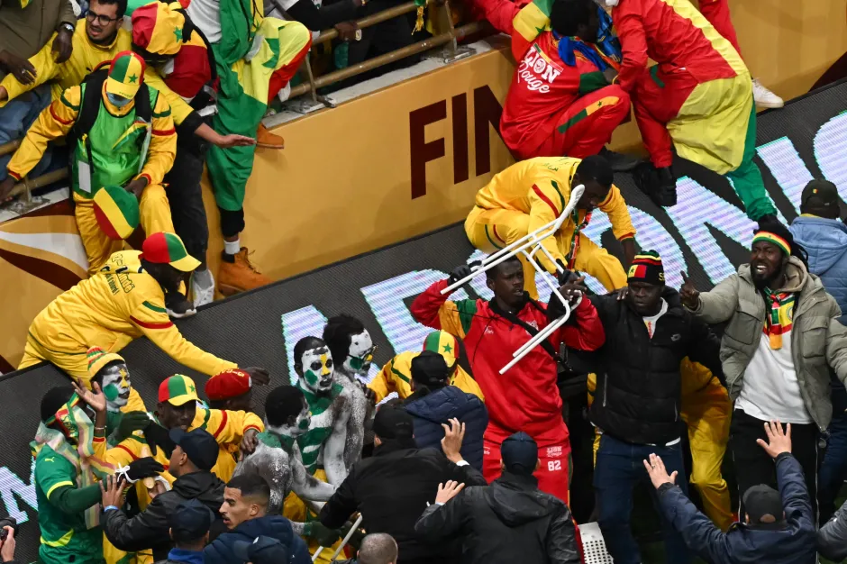 Senegal fans fight stewards with chairs during AFCON 2025 final [watch]