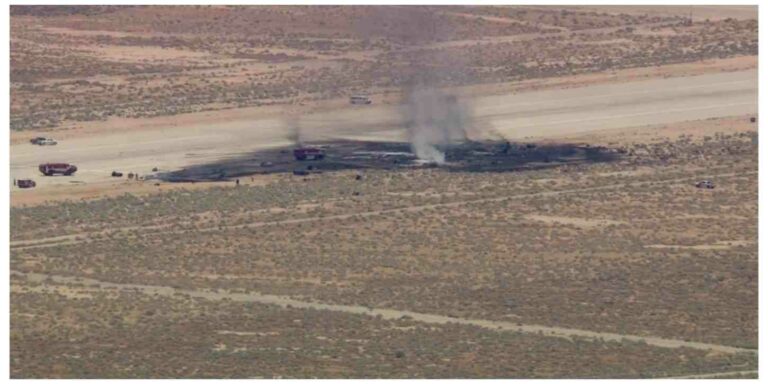 B52 bomber crash shortly after takeoff at California’s Edwards Air ...